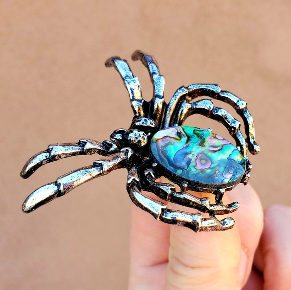 Handmade | Jewelry | New Carved Abalone Shell Spider Pin Brooch | Poshmark